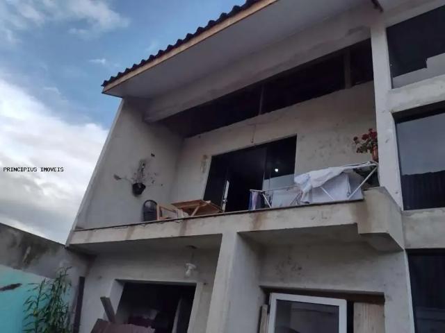 Casa / Sobrado para Venda em Pinhais/PR Emiliano Perneta 5 Quartos