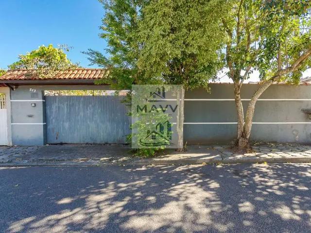 Casa / Sobrado para Venda em Pinhais/PR Jardim Amélia 4 Quartos