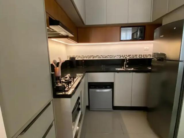 Casa / Sobrado para Venda em Pinhais/PR Maria Antonieta 2 Quartos