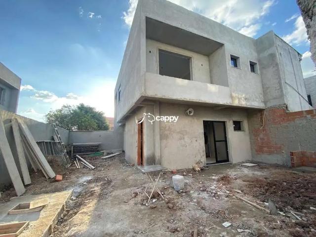 Casa / Sobrado para Venda em Pinhais/PR Maria Antonieta 3 Quartos