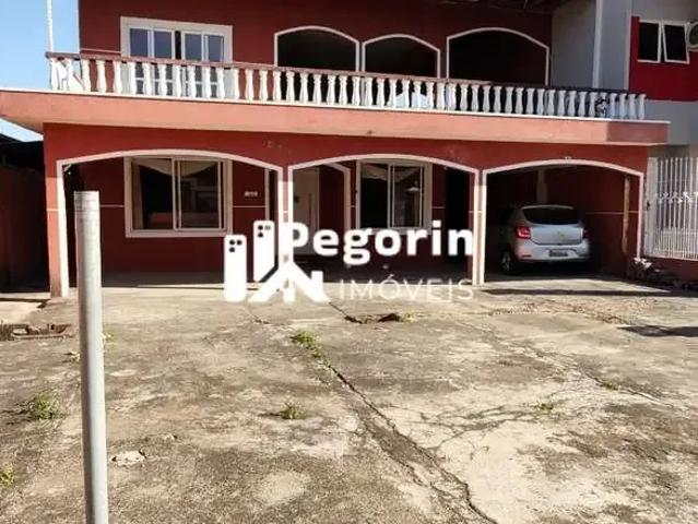 Casa / Sobrado para Venda em Pinhais/PR Maria Antonieta 4 Quartos