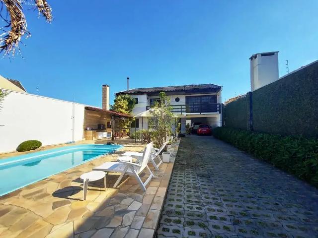 Casa / Sobrado para Venda em Pinhais/PR Pineville 2 Quartos