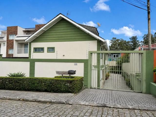 Casa / Sobrado para Venda em Pinhais/PR Pineville 3 Quartos