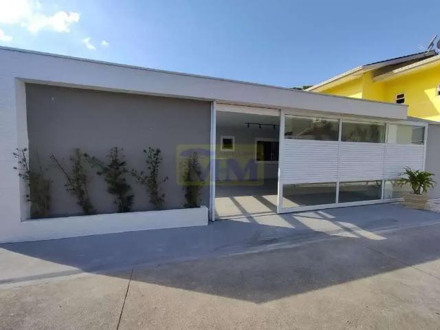 Casa / Sobrado para Venda em Pinhais/PR Pineville 3 Quartos