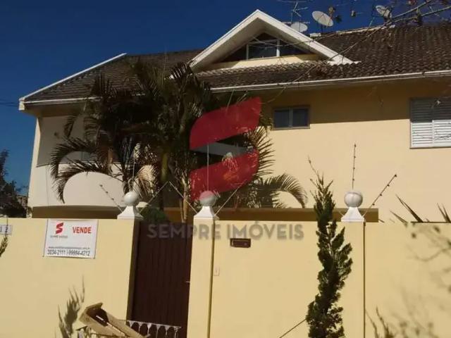 Casa / Sobrado para Venda em Pinhais/PR Pineville 4 Quartos