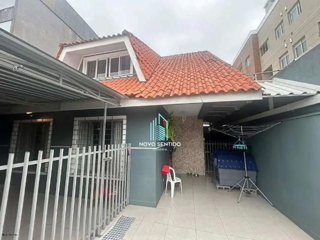 Casa / Sobrado para Venda em Pinhais/PR Vargem Grande 4 Quartos