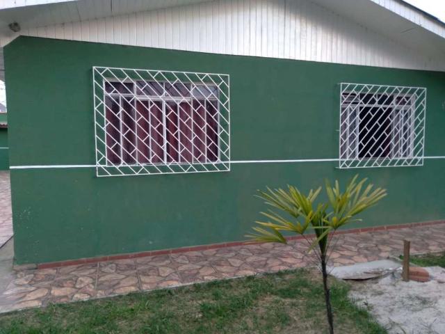 Casa / Sobrado para Venda em Pinhais/PR Vargem Grande 3 Quartos