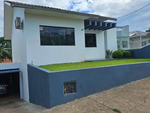 Casa / Sobrado para Venda em Pinhalzinho/SC Centro 2 Quartos