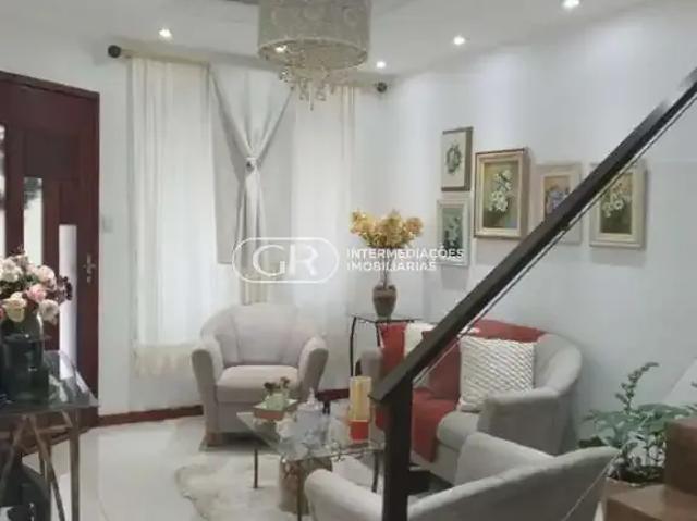 Casa / Sobrado para Venda em Pinheiral/RJ Centro 3 Quartos