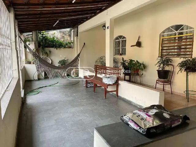 Casa / Sobrado para Venda em Pinheiral/RJ Centro 2 Quartos