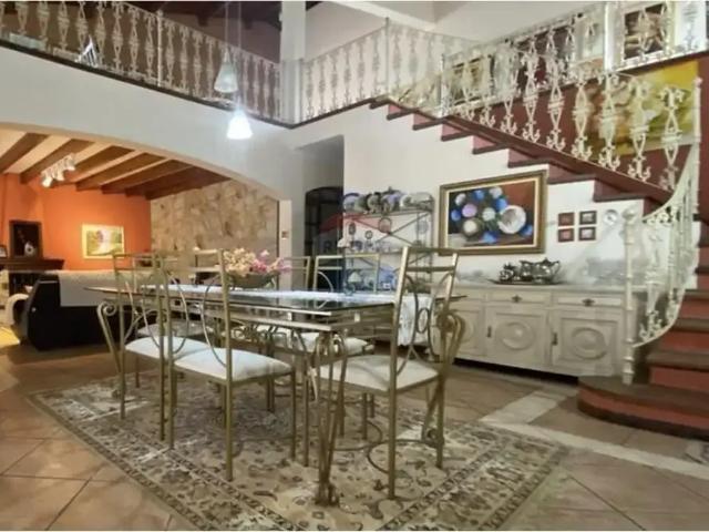 Casa / Sobrado para Venda em Piracaia/SP Centro 4 Quartos