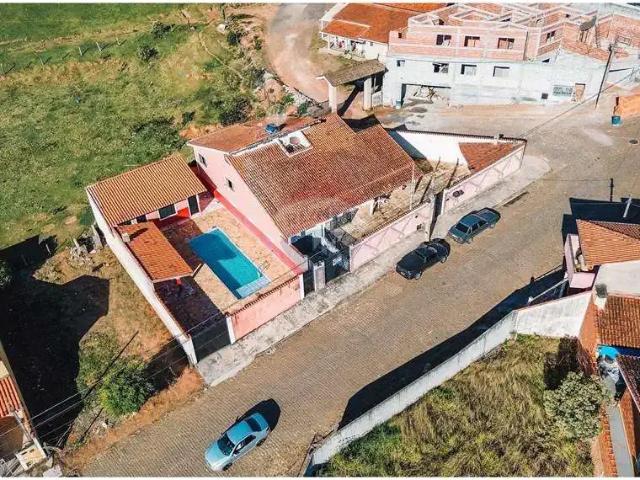 Casa / Sobrado para Venda em Piracaia/SP Centro 3 Quartos