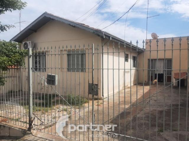 Casa / Sobrado para Venda em Piracicaba/SP Castelinho 3 Quartos
