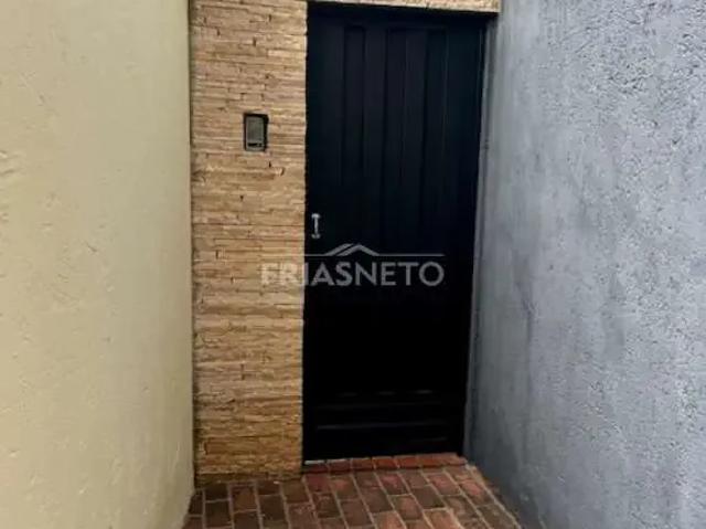 Casa / Sobrado para Venda em Piracicaba/SP Castelinho 3 Quartos
