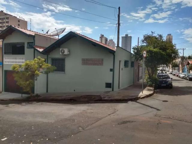 Casa / Sobrado para Venda em Piracicaba/SP Centro 1 Quartos