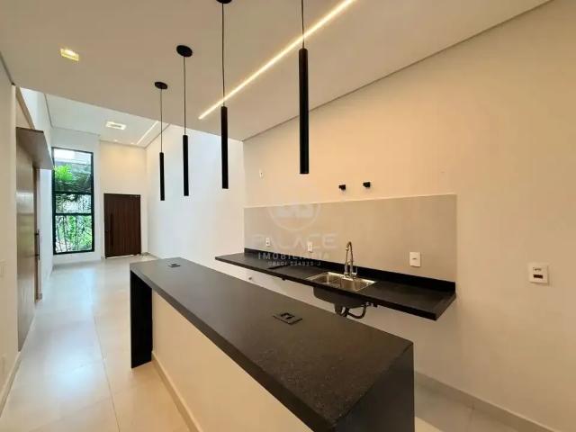 Casa / Sobrado para Venda em Piracicaba/SP Água Branca 3 Quartos