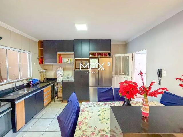 Casa / Sobrado para Venda em Piracicaba/SP Água Branca 3 Quartos