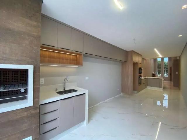 Casa / Sobrado para Venda em Piracicaba/SP Água Branca 3 Quartos