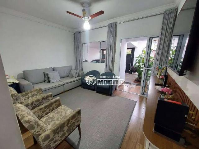 Casa / Sobrado para Venda em Piracicaba/SP Água Branca 3 Quartos