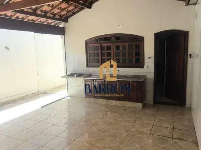 Casa / Sobrado para Venda em Piracicaba/SP Água Branca 4 Quartos