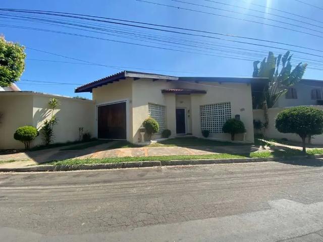 Casa / Sobrado para Venda em Piracicaba/SP Dois Córregos 3 Quartos
