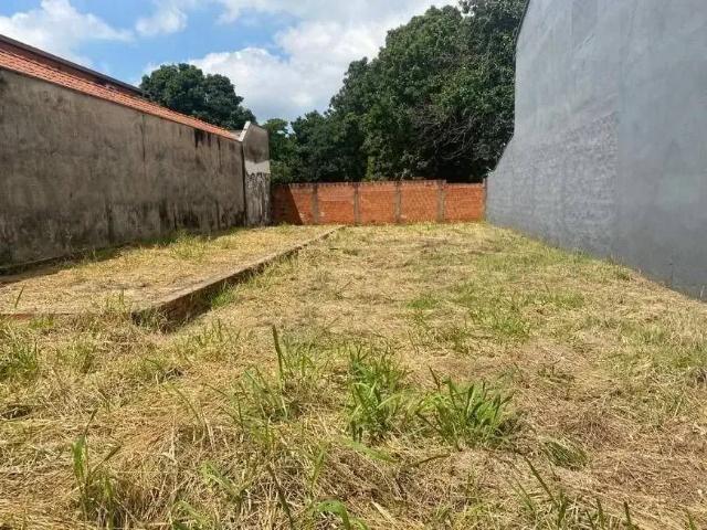 Casa / Sobrado para Venda em Piracicaba/SP Jardim Santa Silvia 1 Quartos