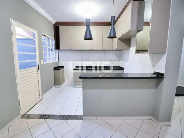 Casa / Sobrado para Venda em Piracicaba/SP Morumbi 3 Quartos