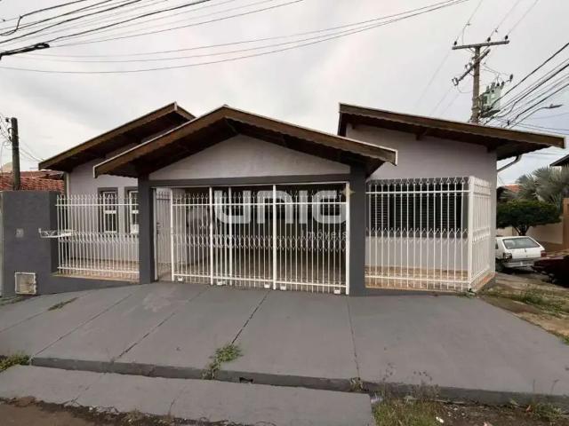 Casa / Sobrado para Venda em Piracicaba/SP Nova América 2 Quartos