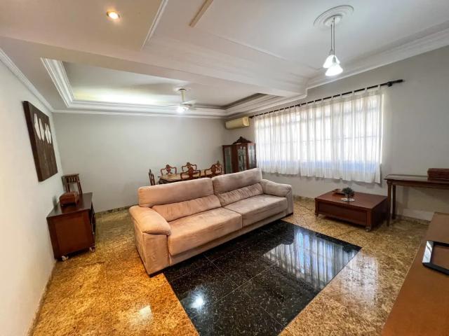 Casa / Sobrado para Venda em Piracicaba/SP Nova Piracicaba 4 Quartos