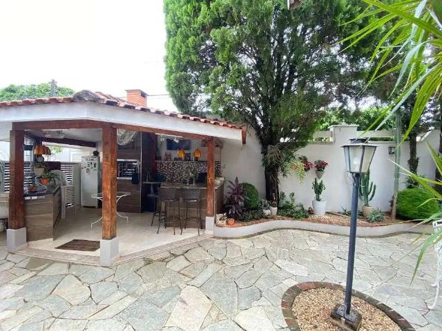 Casa / Sobrado para Venda em Piracicaba/SP Nova Piracicaba 4 Quartos