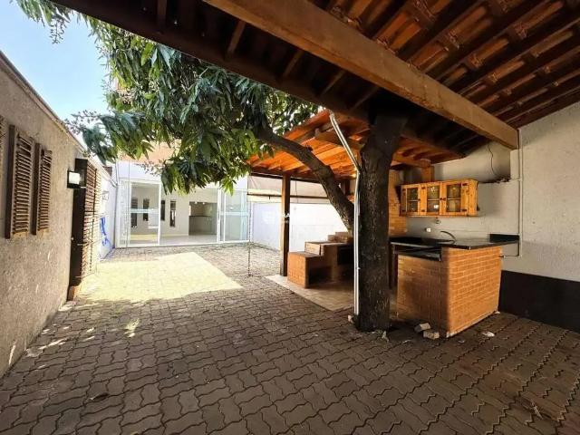 Casa / Sobrado para Venda em Piracicaba/SP Nova Pompéia 3 Quartos