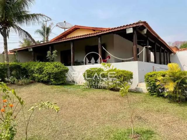 Casa / Sobrado para Venda em Piracicaba/SP Pompéia 4 Quartos