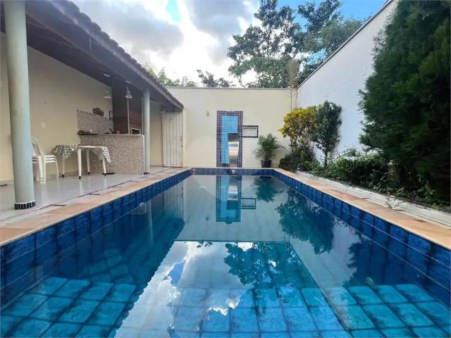 Casa / Sobrado para Venda em Piracicaba/SP Pompéia 5 Quartos