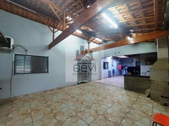 Casa / Sobrado para Venda em Piracicaba/SP Pompéia 2 Quartos
