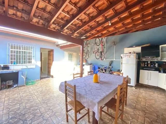 Casa / Sobrado para Venda em Piracicaba/SP Pompéia 2 Quartos