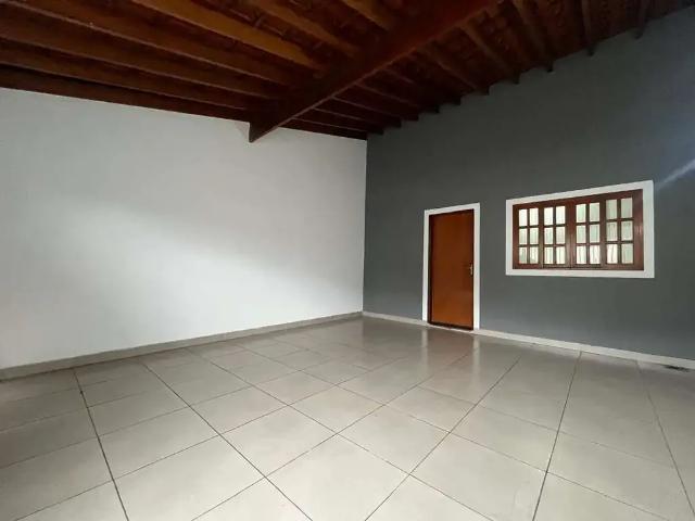 Casa / Sobrado para Venda em Piracicaba/SP Pompéia 3 Quartos