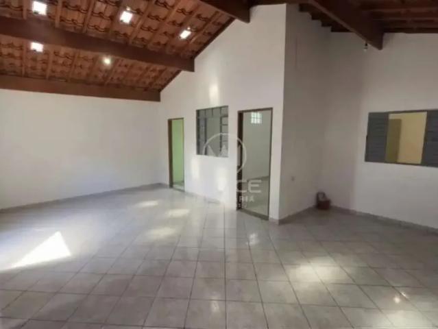 Casa / Sobrado para Venda em Piracicaba/SP Pompéia 3 Quartos