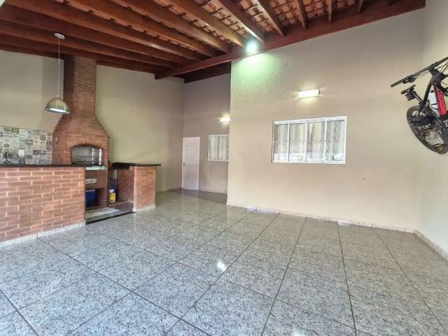Casa / Sobrado para Venda em Piracicaba/SP Pompéia 3 Quartos
