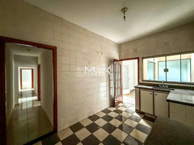 Casa / Sobrado para Venda em Piracicaba/SP Parque Taquaral 3 Quartos