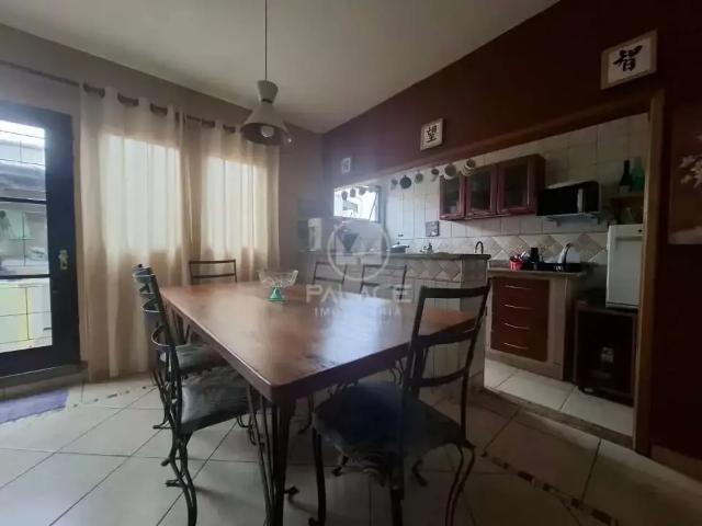Casa / Sobrado para Venda em Piracicaba/SP Vila Independência 4 Quartos