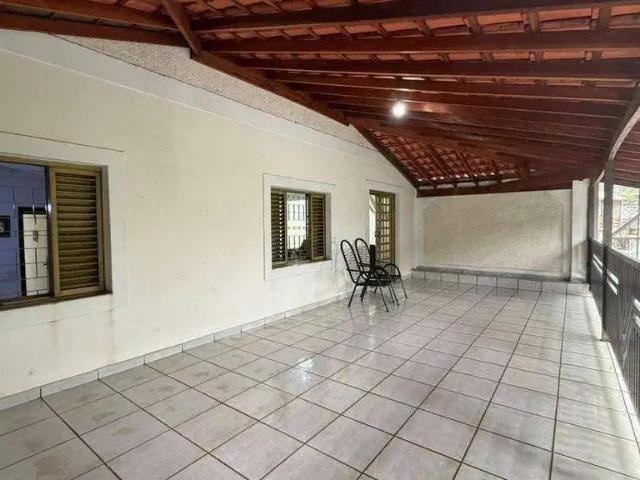 Casa / Sobrado para Venda em Piracicaba/SP Vila Rezende 4 Quartos