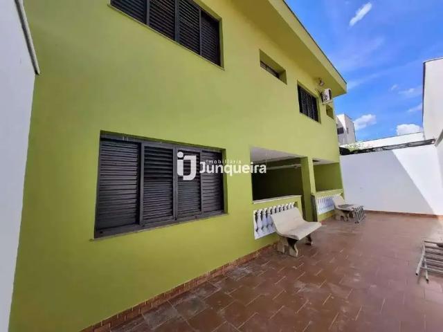Casa / Sobrado para Venda em Piracicaba/SP Vila Rezende 5 Quartos