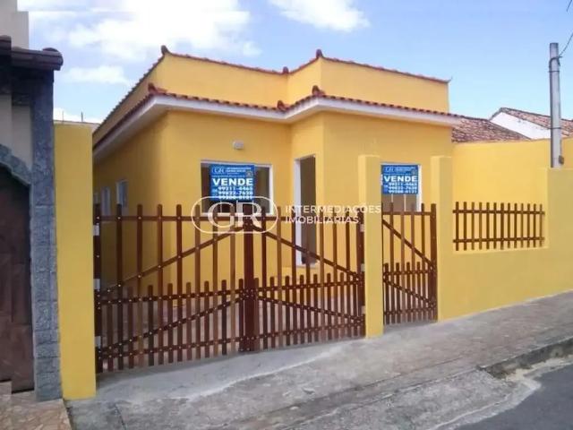 Casa / Sobrado para Venda em Piraí/RJ Centro 3 Quartos