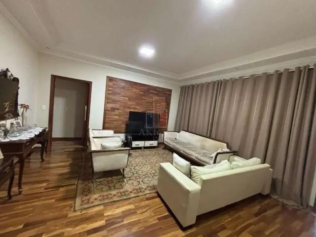 Casa / Sobrado para Venda em Pirajuí/SP Centro 3 Quartos