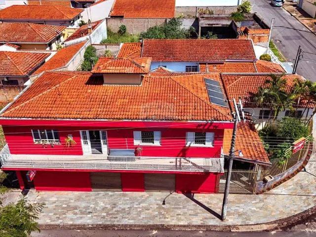 Casa / Sobrado para Venda em Pirassununga/SP Jardim do Lago 3 Quartos