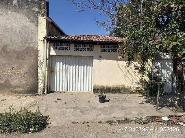 Casa / Sobrado para Venda em Pirapora/MG Aparecida 2 Quartos