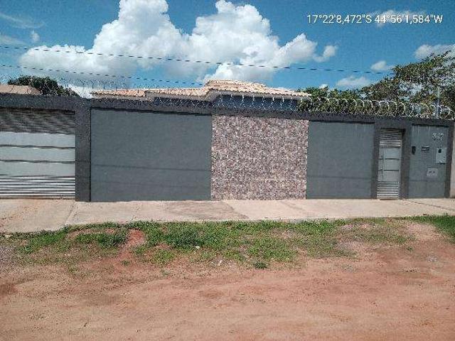 Casa / Sobrado para Venda em Pirapora/MG Sagrada Família 2 Quartos