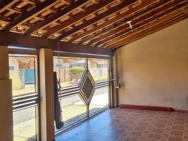 Casa / Sobrado para Venda em Piratininga/SP Centro 2 Quartos