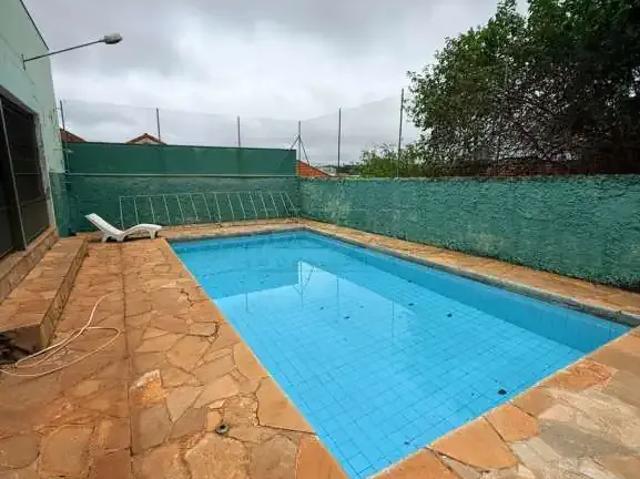 Casa / Sobrado para Venda em Piratininga/SP Centro 3 Quartos