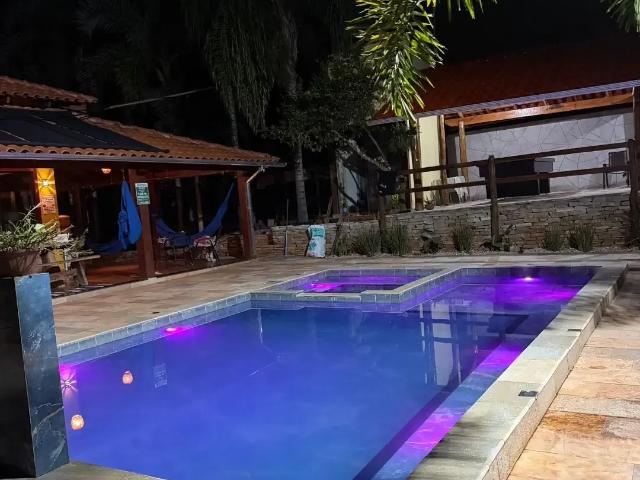Casa / Sobrado para Venda em Pirenópolis/GO Zona Rural 3 Quartos